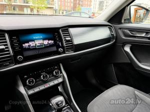 Smilšu krāsa Skoda Kodiaq 2018 Tallina, ar dzinēja tilpumu 1.40 L un nobraukumu 166 tūkst. km par 18900 €, foto 12 vietnē AUTOMOTO.COM.LV