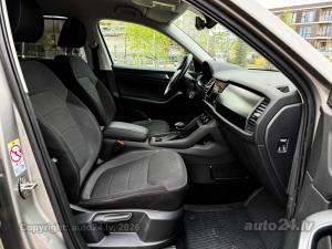 Smilšu krāsa Skoda Kodiaq 2018 Tallina, ar dzinēja tilpumu 1.40 L un nobraukumu 166 tūkst. km par 18900 €, foto 14 vietnē AUTOMOTO.COM.LV