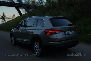 Beige Skoda Kodiaq 2018 in Tallinn, with an engine capacity of 2.00 L and mileage of 111 thousand km for 22499 €, photo 7 on AUTOMOTO.COM.LV