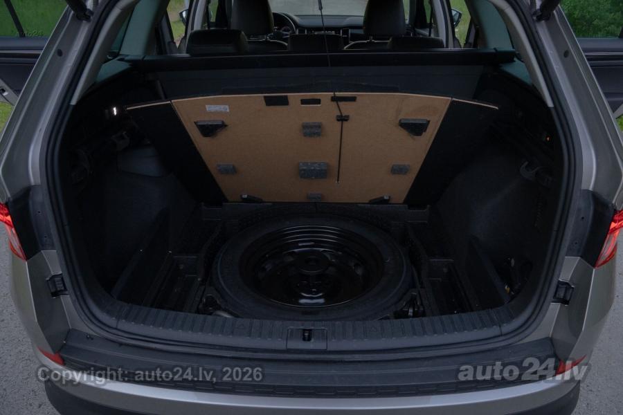 Beige Skoda Kodiaq 2018 in Tallinn, with an engine capacity of 2.00 L and mileage of 111 thousand km for 22499 €, photo 23 on AUTOMOTO.COM.LV