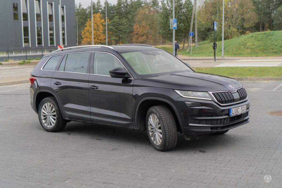 Black Skoda Kodiaq 2017 in Vilnius, with an engine capacity of 1.40 L and mileage of 183 thousand km for 16940 €, photo 3 on AUTOMOTO.COM.LV