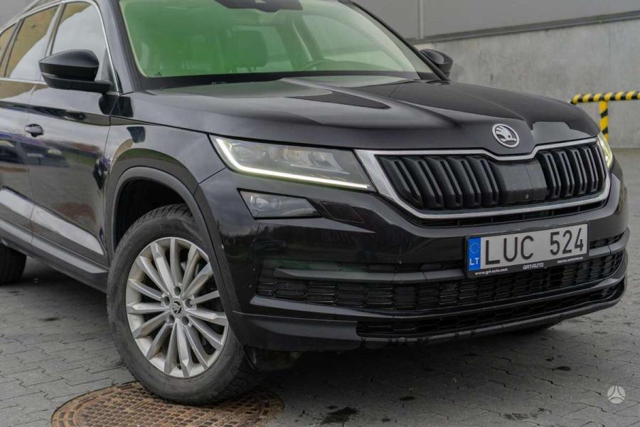 Black Skoda Kodiaq 2017 in Vilnius, with an engine capacity of 1.40 L and mileage of 183 thousand km for 16940 €, photo 7 on AUTOMOTO.COM.LV