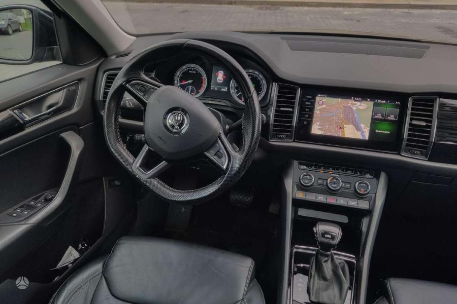 Black Skoda Kodiaq 2017 in Vilnius, with an engine capacity of 1.40 L and mileage of 183 thousand km for 16940 €, photo 10 on AUTOMOTO.COM.LV