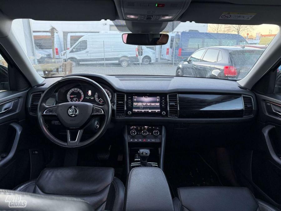 Melns Skoda Kodiaq 2017 Kauņa, ar dzinēja tilpumu 2.00 L un nobraukumu 96 tūkst. km par 29492 €, foto 7 vietnē AUTOMOTO.COM.LV