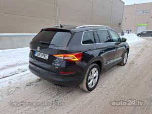 Melns Skoda Kodiaq 2017 Tallina, ar dzinēja tilpumu 2.00 L un nobraukumu 315 tūkst. km par 14900 €, foto 7 vietnē AUTOMOTO.COM.LV