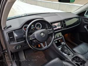 Melns Skoda Kodiaq 2017 Tallina, ar dzinēja tilpumu 2.00 L un nobraukumu 315 tūkst. km par 14900 €, foto 12 vietnē AUTOMOTO.COM.LV