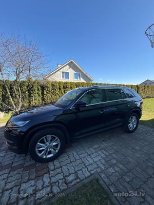 Black Skoda Kodiaq 2017 in Tallinn, with an engine capacity of 2.00 L and mileage of 183 thousand km for 18990 €, photo 4 on AUTOMOTO.COM.LV