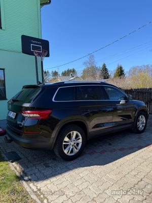 Black Skoda Kodiaq 2017 in Tallinn, with an engine capacity of 2.00 L and mileage of 183 thousand km for 18990 €, photo 5 on AUTOMOTO.COM.LV