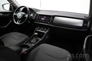 Black Skoda Kodiaq 2017 in Riga, with an engine capacity of 2.00 L and mileage of 0 thousand km for 13995 €, photo 11 on AUTOMOTO.COM.LV