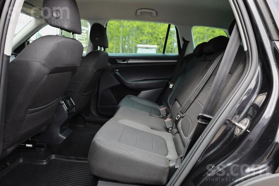 Black Skoda Kodiaq 2017 in Riga, with an engine capacity of 2.00 L and mileage of 0 thousand km for 13995 €, photo 14 on AUTOMOTO.COM.LV