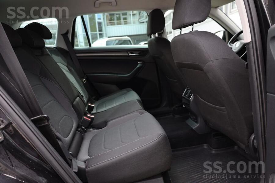 Black Skoda Kodiaq 2017 in Riga, with an engine capacity of 2.00 L and mileage of 0 thousand km for 13995 €, photo 15 on AUTOMOTO.COM.LV