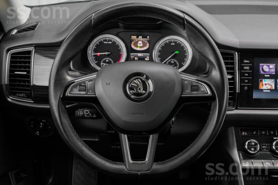 Melns Skoda Kodiaq 2017 Ogre, ar dzinēja tilpumu 2.00 L un nobraukumu 228 tūkst. km par 17900 €, foto 14 vietnē AUTOMOTO.COM.LV