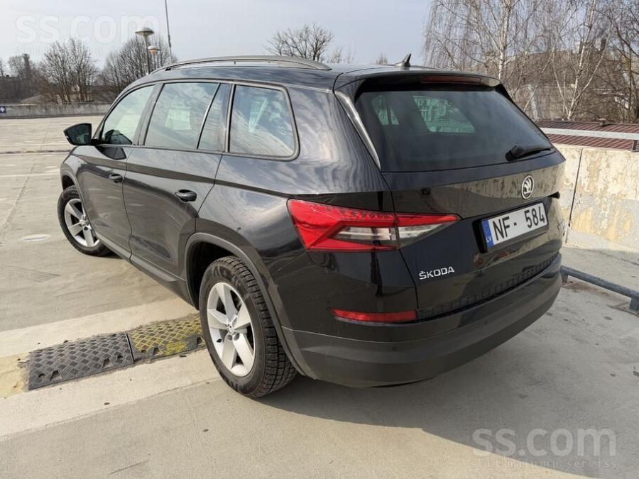Черный Шкода Kodiaq 2017 в Рига, объемом двигателя 2.00 л и пробегом 260 тыс. км за 14800 €, фото 5 на AUTOMOTO.COM.LV
