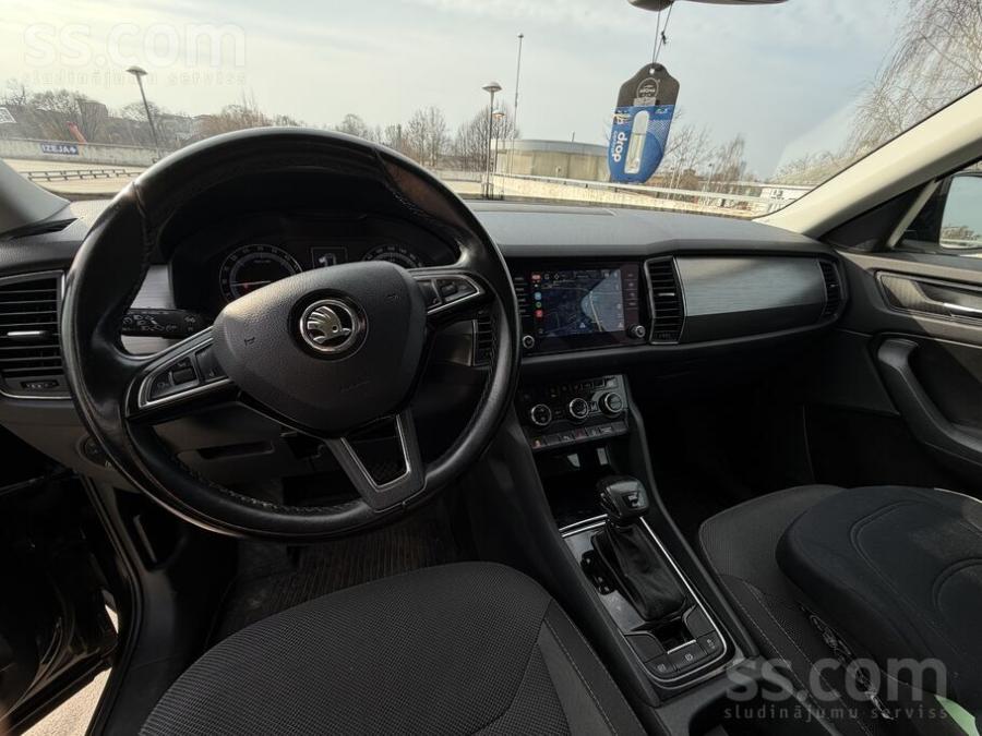 Черный Шкода Kodiaq 2017 в Рига, объемом двигателя 2.00 л и пробегом 260 тыс. км за 14800 €, фото 6 на AUTOMOTO.COM.LV