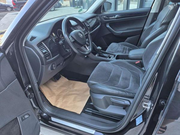 Black Skoda Kodiaq 2017 in Utena, with an engine capacity of 1.97 L and mileage of 278 thousand km for 14490 €, photo 9 on AUTOMOTO.COM.LV