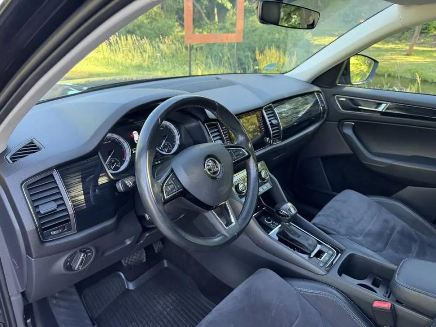 Melns Skoda Kodiaq 2017 Rēzekne, ar dzinēja tilpumu 2.00 L un nobraukumu 278 tūkst. km par 15990 €, foto 11 vietnē AUTOMOTO.COM.LV