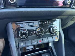 Melns Skoda Kodiaq 2017 Rēzekne, ar dzinēja tilpumu 2.00 L un nobraukumu 278 tūkst. km par 15990 €, foto 29 vietnē AUTOMOTO.COM.LV