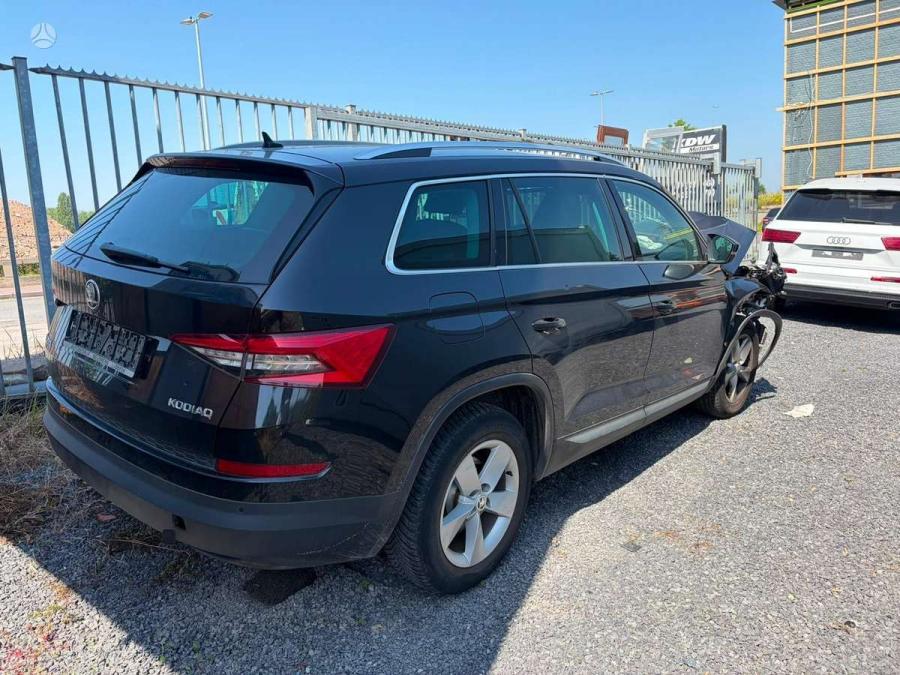 Черный Шкода Kodiaq 2017 в Шяуляй, объемом двигателя 1.40 л и пробегом 170 тыс. км за 4900 €, фото 3 на AUTOMOTO.COM.LV