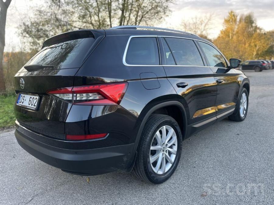 Melns Skoda Kodiaq 2017 Rīga, ar dzinēja tilpumu 2.00 L un nobraukumu 205 tūkst. km par 17200 €, foto 4 vietnē AUTOMOTO.COM.LV