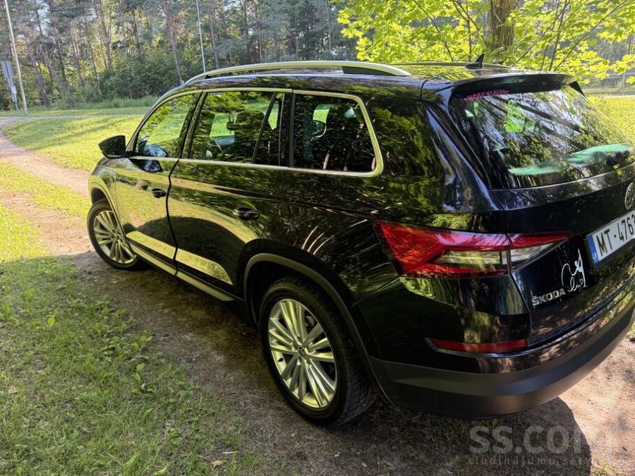 Melns Skoda Kodiaq 2017 Rīga, ar dzinēja tilpumu 2.00 L un nobraukumu 0 tūkst. km par 15000 €, foto 3 vietnē AUTOMOTO.COM.LV