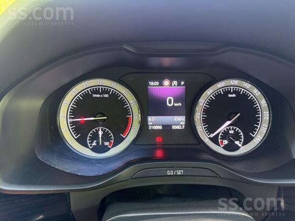 Черный Шкода Kodiaq 2017 в Рига, объемом двигателя 2.00 л и пробегом 0 тыс. км за 15000 €, фото 8 на AUTOMOTO.COM.LV