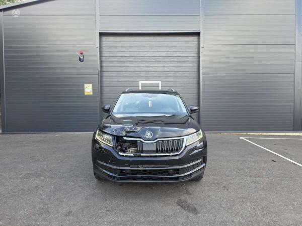 Black Skoda Kodiaq 2017 in Kaunas, with an engine capacity of 1.97 L and mileage of 428 thousand km for 7900 €, photo 7 on AUTOMOTO.COM.LV