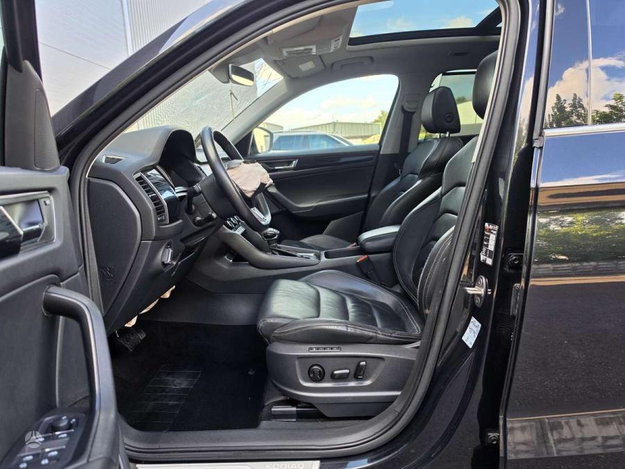 Black Skoda Kodiaq 2017 in Kaunas, with an engine capacity of 1.97 L and mileage of 428 thousand km for 7900 €, photo 25 on AUTOMOTO.COM.LV