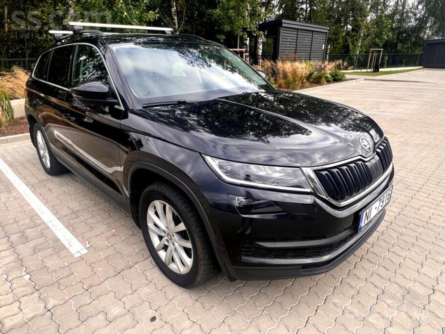 Black Skoda Kodiaq 2017 in Riga, with an engine capacity of 2.00 L and mileage of 154 thousand km for 23400 €, photo 1 on AUTOMOTO.COM.LV