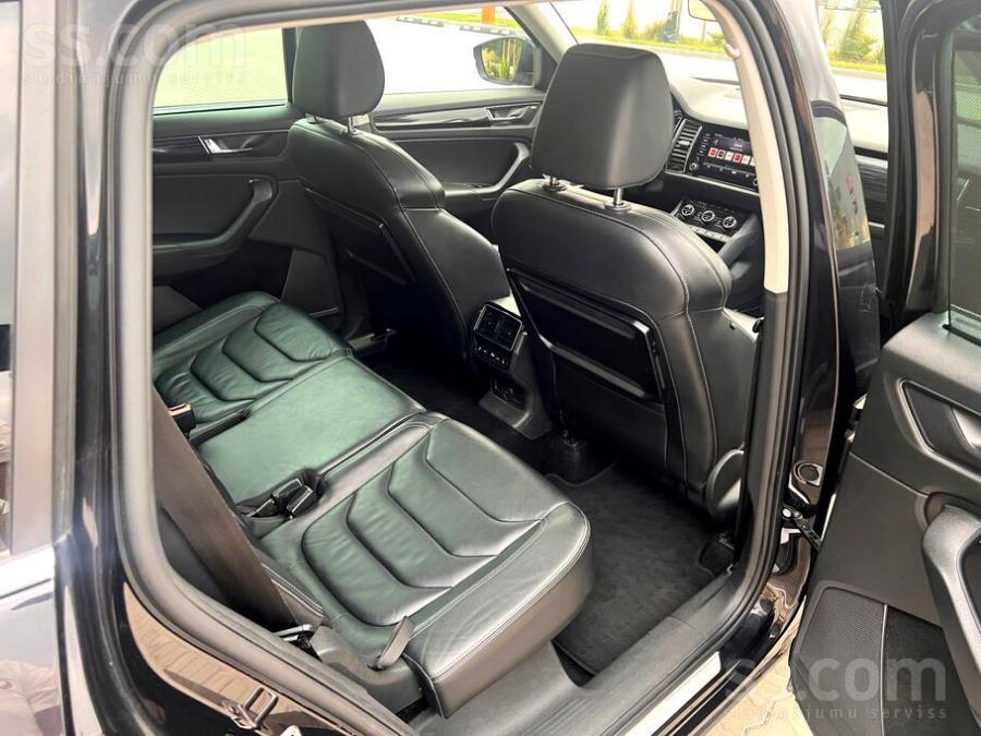 Black Skoda Kodiaq 2017 in Riga, with an engine capacity of 2.00 L and mileage of 154 thousand km for 23400 €, photo 7 on AUTOMOTO.COM.LV
