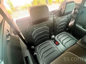 Black Skoda Kodiaq 2017 in Riga, with an engine capacity of 2.00 L and mileage of 154 thousand km for 23400 €, photo 19 on AUTOMOTO.COM.LV