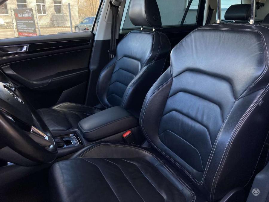 Melns Skoda Kodiaq 2017 Marijampole, ar dzinēja tilpumu 1.97 L un nobraukumu 271 tūkst. km par 15999 €, foto 20 vietnē AUTOMOTO.COM.LV