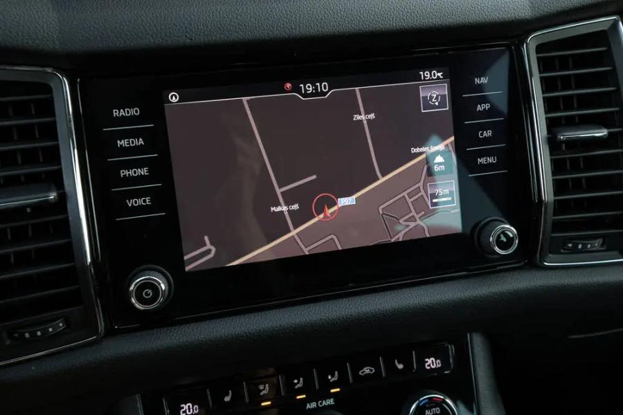 Черный Шкода Kodiaq 2017 в Елгава, объемом двигателя 1.40 л и пробегом 247 тыс. км за 14750 €, фото 17 на AUTOMOTO.COM.LV