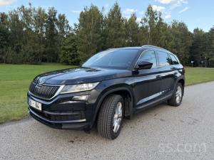 Melns Skoda Kodiaq 2017 Rīga, ar dzinēja tilpumu 2.00 L un nobraukumu 232 tūkst. km par 16890 €, foto 3 vietnē AUTOMOTO.COM.LV