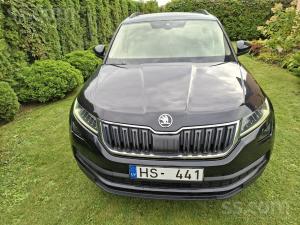 Melns Skoda Kodiaq 2017 Rīga, ar dzinēja tilpumu 2.00 L un nobraukumu 125 tūkst. km par 20500 €, foto  vietnē AUTOMOTO.COM.LV
