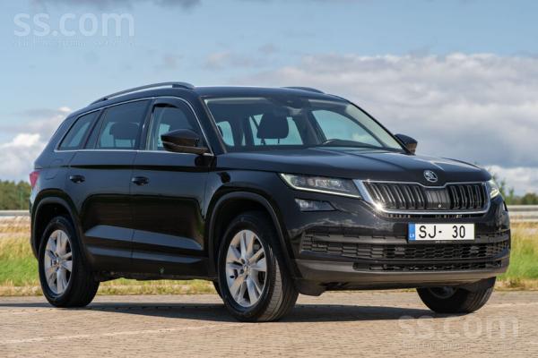 Skoda Kodiaq 2017 in Riga on AUTOMOTO.COM.LV Black Skoda Kodiaq 2017 in Riga, with an engine capacity of 2.00 L and mileage of 193 thousand km for 17900 €, photo 1 on AUTOMOTO.COM.LV