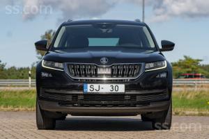 Черный Шкода Kodiaq 2017 в Рига, объемом двигателя 2.00 л и пробегом 193 тыс. км за 17900 €, фото 3 на AUTOMOTO.COM.LV