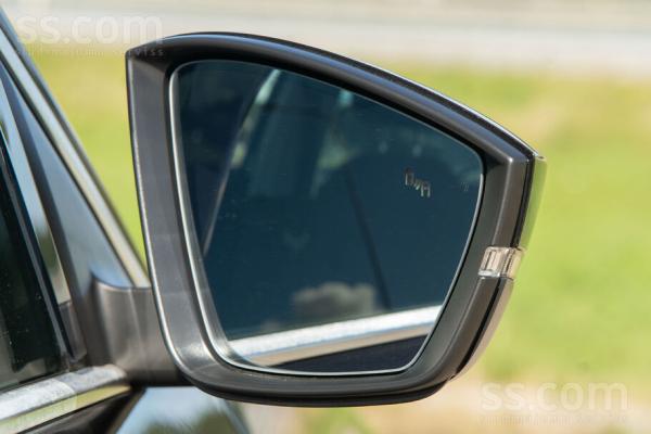 Skoda Kodiaq 2017 in Riga on AUTOMOTO.COM.LV Black Skoda Kodiaq 2017 in Riga, with an engine capacity of 2.00 L and mileage of 193 thousand km for 17900 €, photo 9 on AUTOMOTO.COM.LV