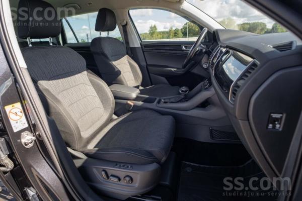 Skoda Kodiaq 2017 in Riga on AUTOMOTO.COM.LV Black Skoda Kodiaq 2017 in Riga, with an engine capacity of 2.00 L and mileage of 193 thousand km for 17900 €, photo 11 on AUTOMOTO.COM.LV