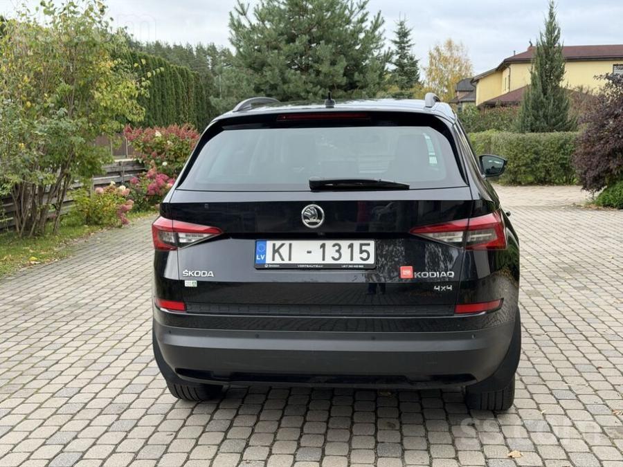 Черный Шкода Kodiaq 2017 в Рига, объемом двигателя 2.00 л и пробегом 260 тыс. км за 14900 €, фото 5 на AUTOMOTO.COM.LV