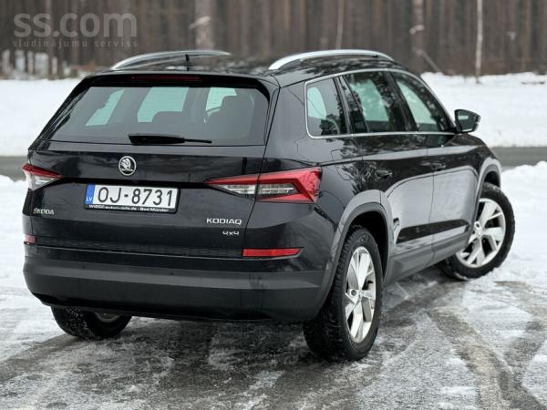 Black Skoda Kodiaq 2018 in Riga, with an engine capacity of 2.00 L and mileage of 141 thousand km for 23350 €, photo 6 on AUTOMOTO.COM.LV