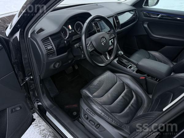 Black Skoda Kodiaq 2018 in Riga, with an engine capacity of 2.00 L and mileage of 141 thousand km for 23350 €, photo 9 on AUTOMOTO.COM.LV