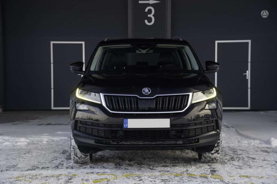 Melns Skoda Kodiaq 2018 Viļņa, ar dzinēja tilpumu 1.97 L un nobraukumu 234 tūkst. km par 19500 €, foto 2 vietnē AUTOMOTO.COM.LV