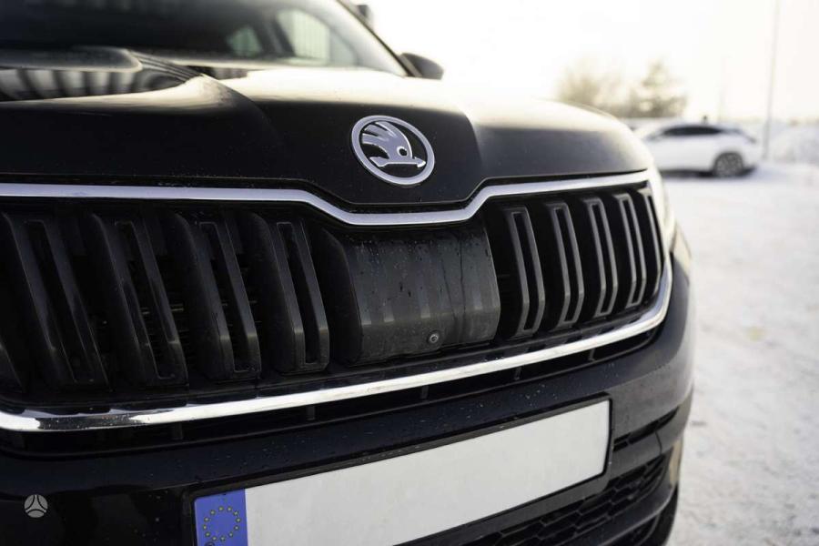 Melns Skoda Kodiaq 2018 Viļņa, ar dzinēja tilpumu 1.97 L un nobraukumu 234 tūkst. km par 19500 €, foto 12 vietnē AUTOMOTO.COM.LV