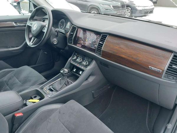 Black Skoda Kodiaq 2018 in Vilnius, with an engine capacity of 2.00 L and mileage of 240 thousand km for 20000 €, photo 5 on AUTOMOTO.COM.LV