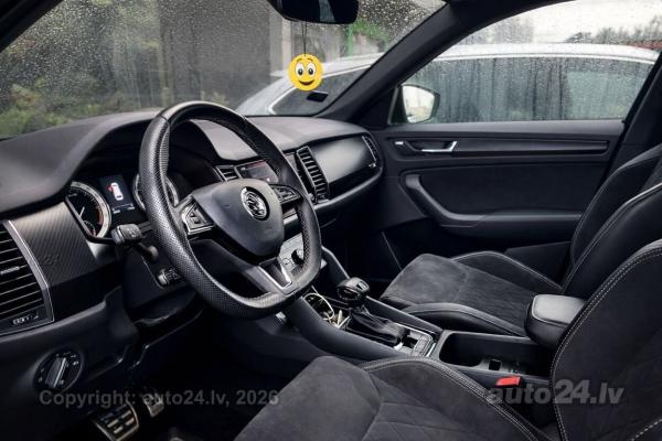 Black Skoda Kodiaq 2018 in Tallinn, with an engine capacity of 2.00 L and mileage of 90 thousand km for 23300 €, photo 2 on AUTOMOTO.COM.LV