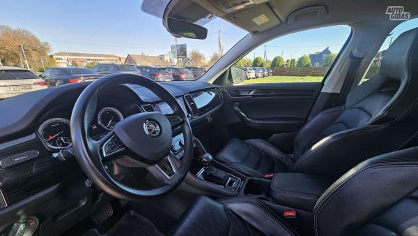 Melns Skoda Kodiaq 2018 Prienai, ar dzinēja tilpumu 1.40 L un nobraukumu 205 tūkst. km par 15699 €, foto 10 vietnē AUTOMOTO.COM.LV