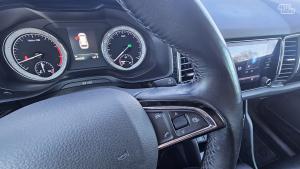 Melns Skoda Kodiaq 2018 Prienai, ar dzinēja tilpumu 1.40 L un nobraukumu 205 tūkst. km par 15699 €, foto 14 vietnē AUTOMOTO.COM.LV