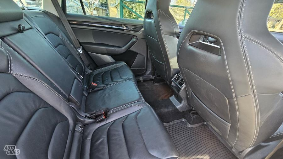 Melns Skoda Kodiaq 2018 Prienai, ar dzinēja tilpumu 1.40 L un nobraukumu 205 tūkst. km par 15699 €, foto 26 vietnē AUTOMOTO.COM.LV