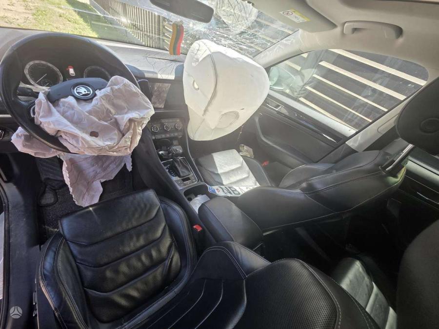 Melns Skoda Kodiaq 2018 Kauņa, ar dzinēja tilpumu 1.97 L un nobraukumu 420 tūkst. km par 8000 €, foto 6 vietnē AUTOMOTO.COM.LV