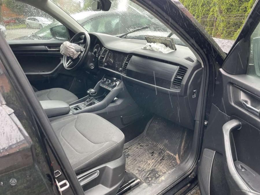 Melns Skoda Kodiaq 2018 Kauņa, ar dzinēja tilpumu 1.97 L un nobraukumu 336 tūkst. km par 5500 €, foto 20 vietnē AUTOMOTO.COM.LV
